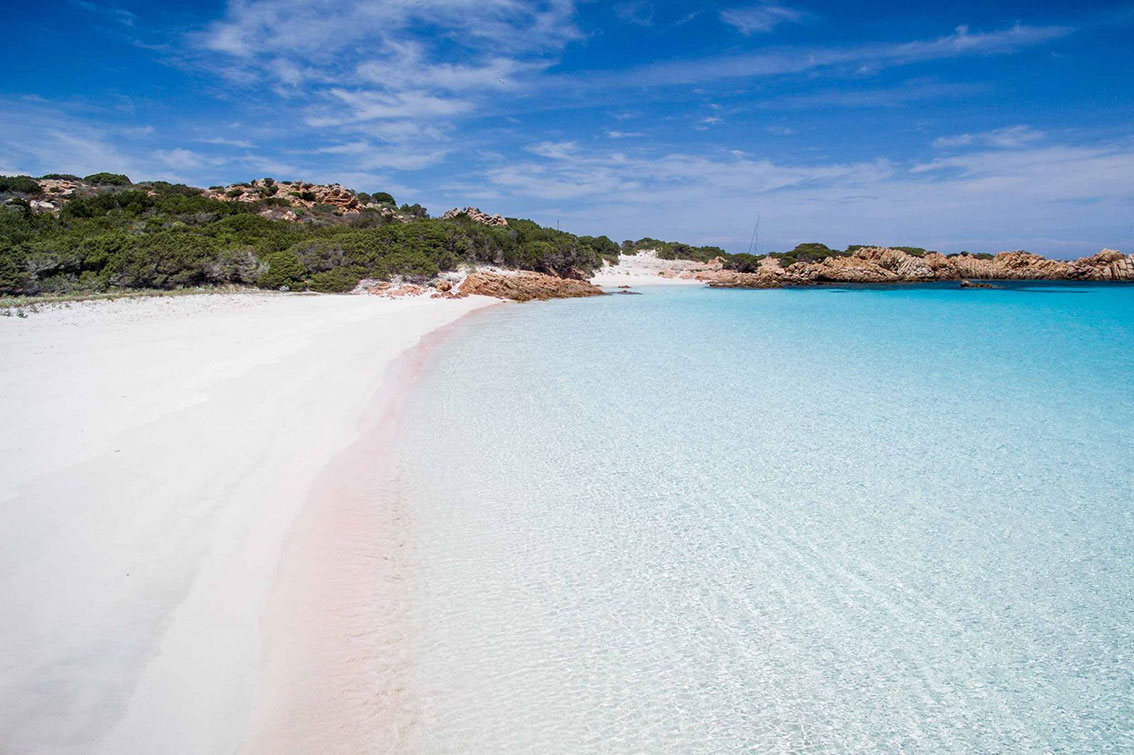 Discover GALLURA Rosa Strand Der Insel Budelli